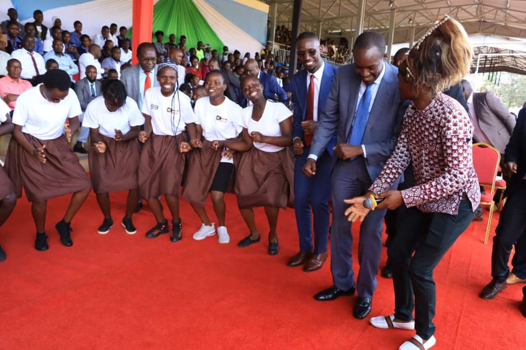 Kisii County Launches Ajiry Program, Empowering Youth and Tackling ...