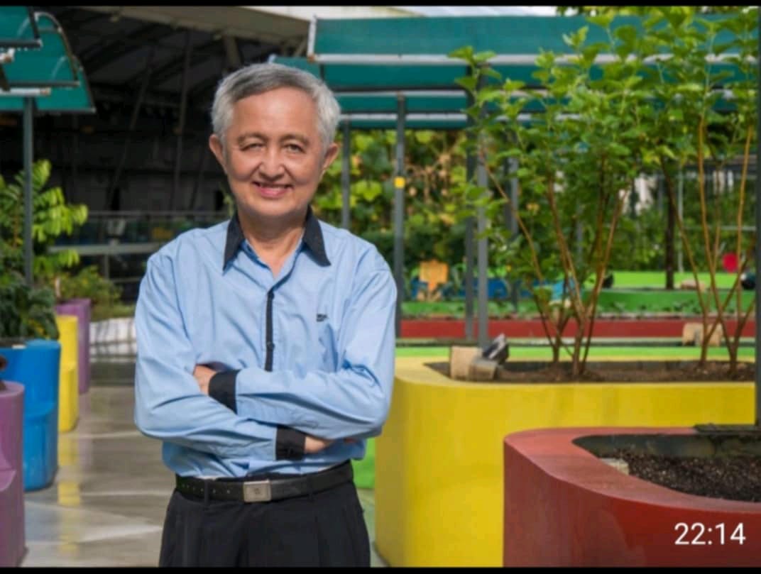 Meet Sahitya Sparsh Award Winner, Dr David Soh Poh Haut From Singapore ...
