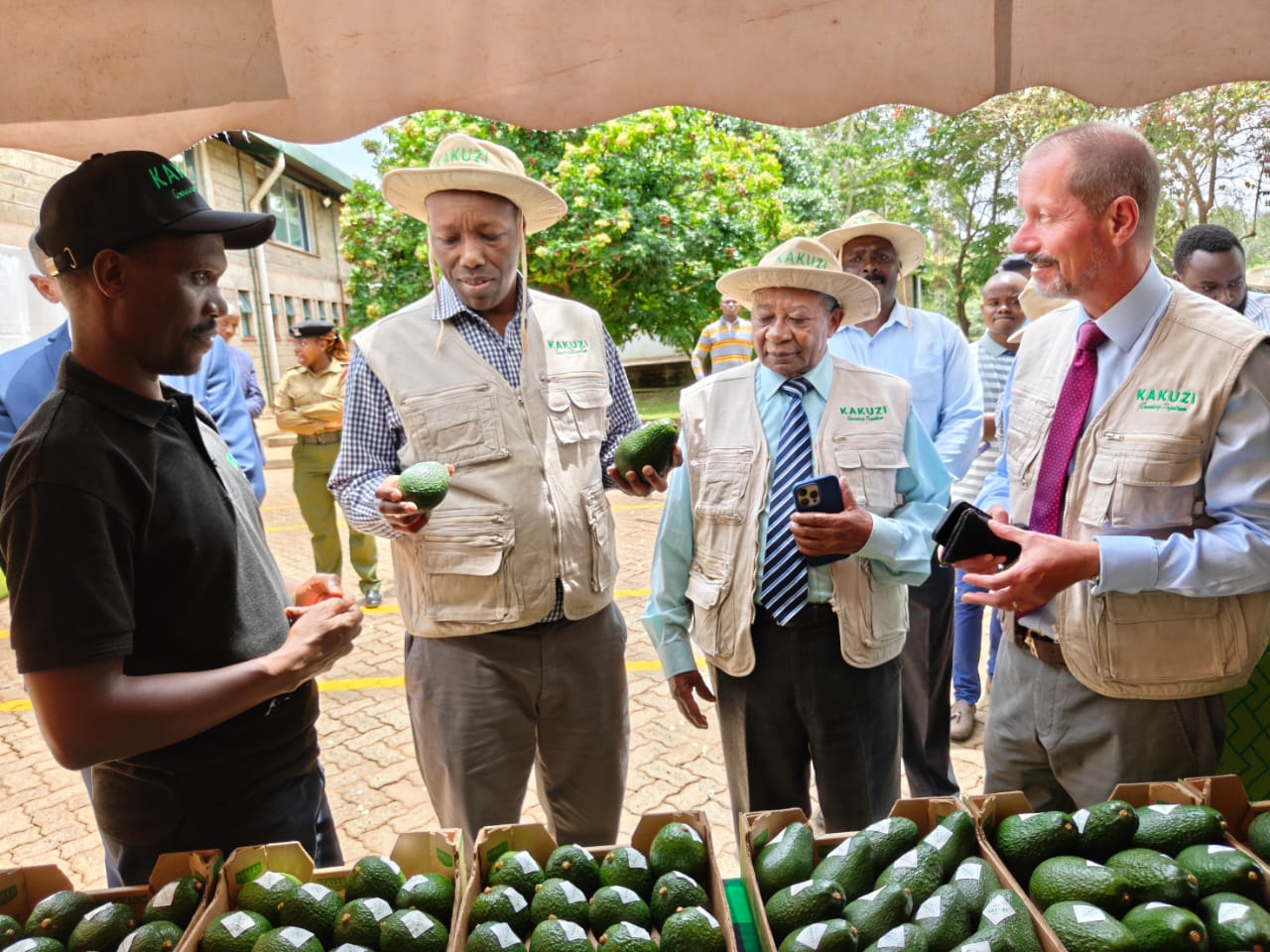 Industrial Development: CS Lee Kinyanjui lauds Kakuzi value addition ...